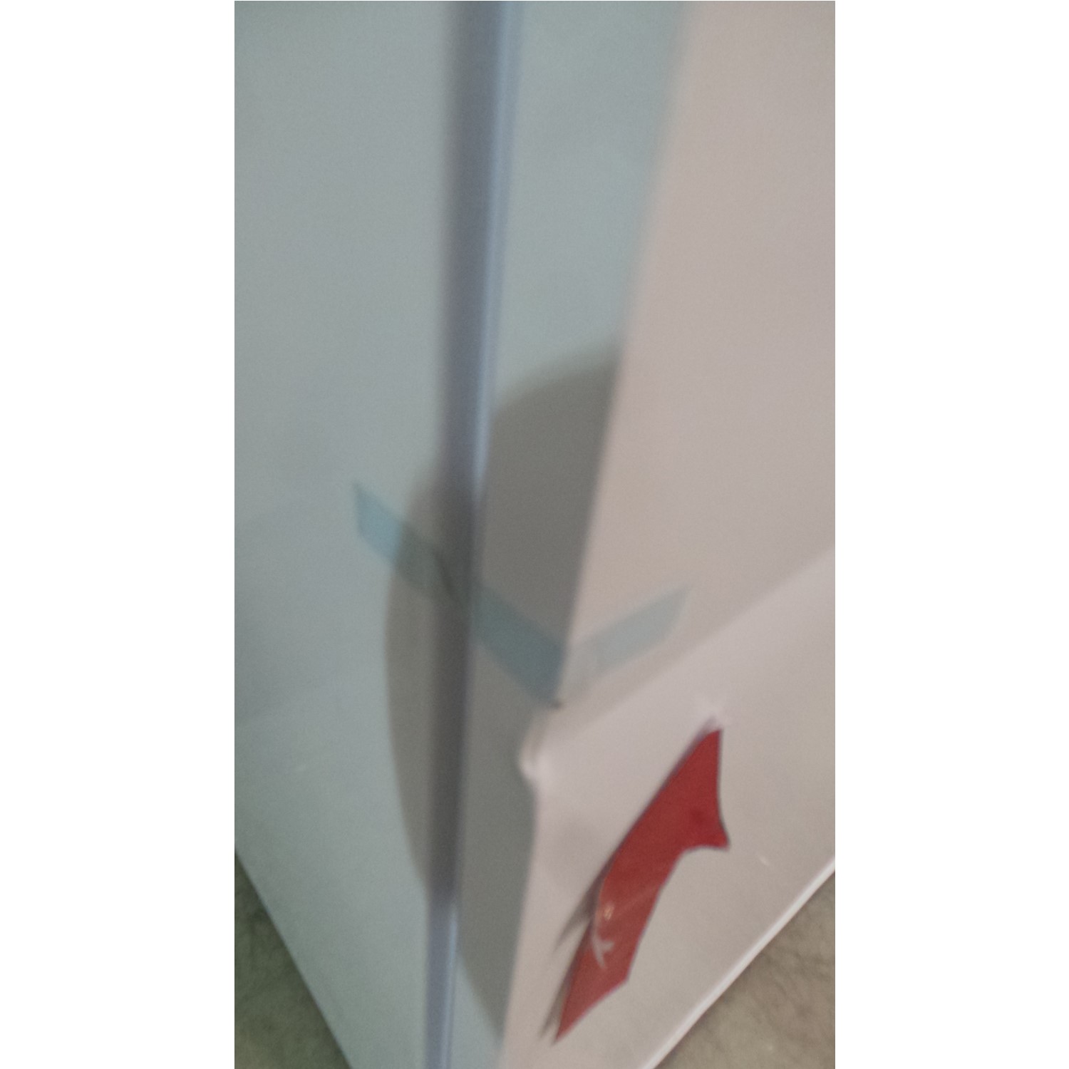 GRADE A3 - Matrix MFC701 70-30 Integrated Fridge Freezer 77327893/1 ...