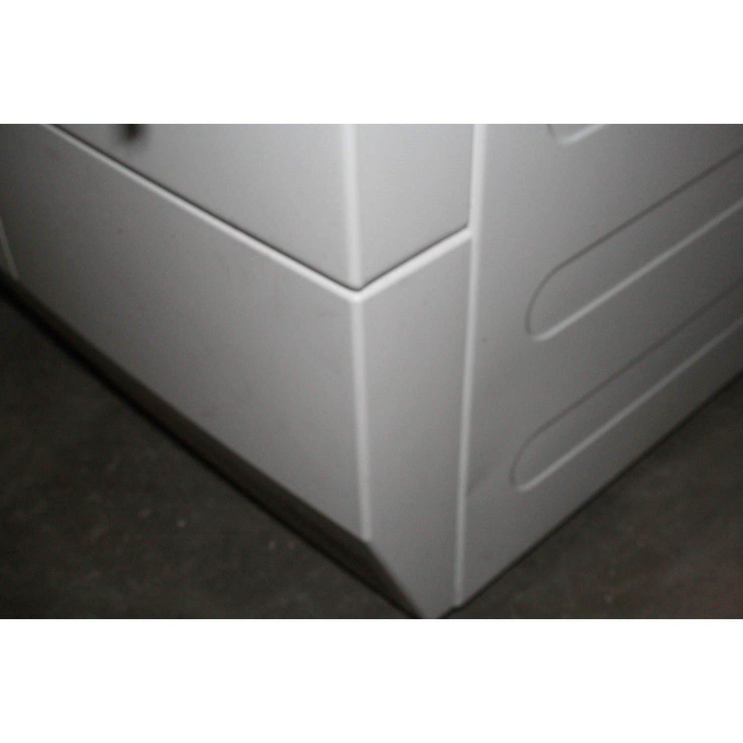 GRADE A2 - Minor Cosmetic Damage - Electrolux EDH3497RDW 9kg ...