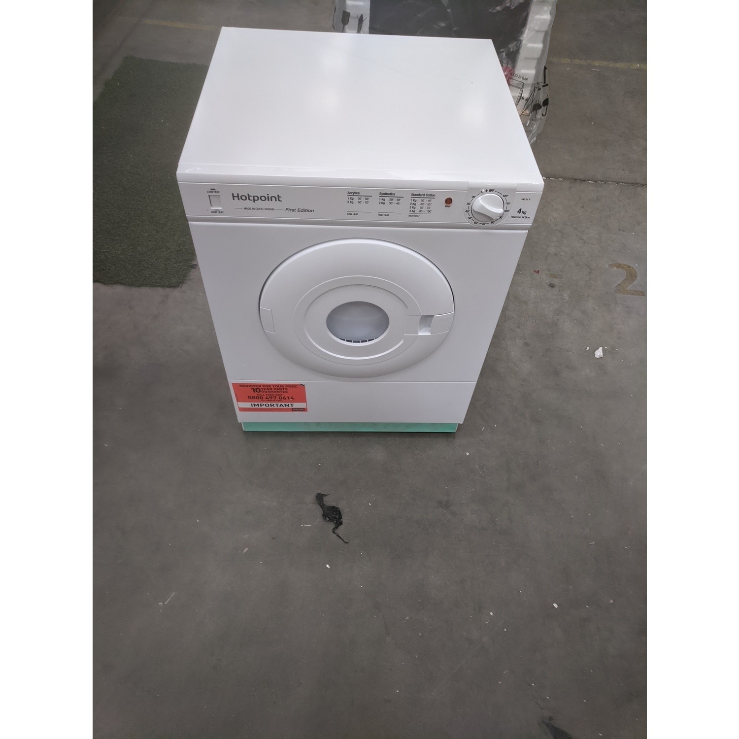 GRADE A2 - Hotpoint V4D01P 4kg Compact Freestanding Vented Tumble Dryer ...