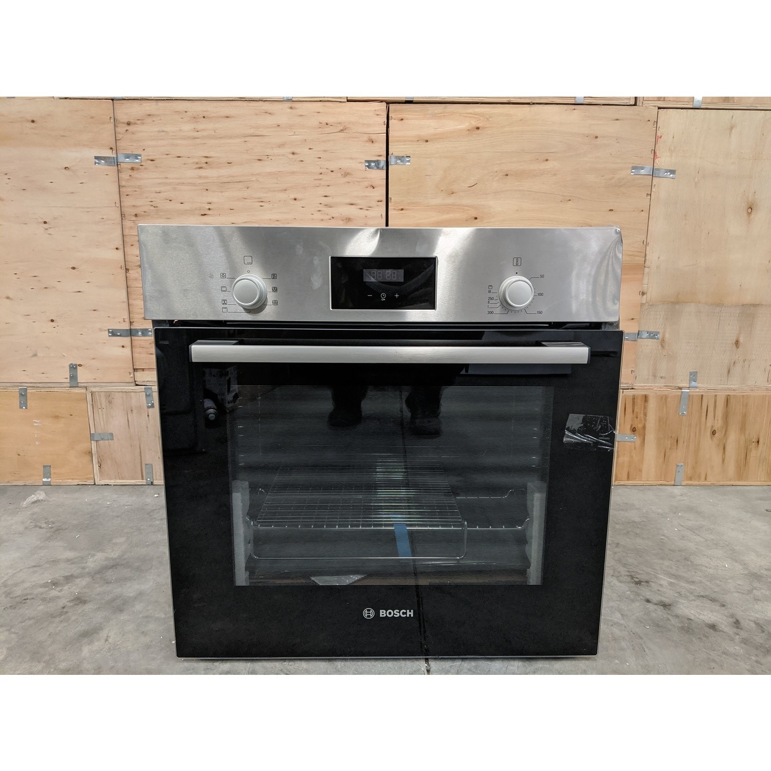 GRADE A3 - Bosch HBF113BR0B Serie 2 Built-in Electric Single Oven ...