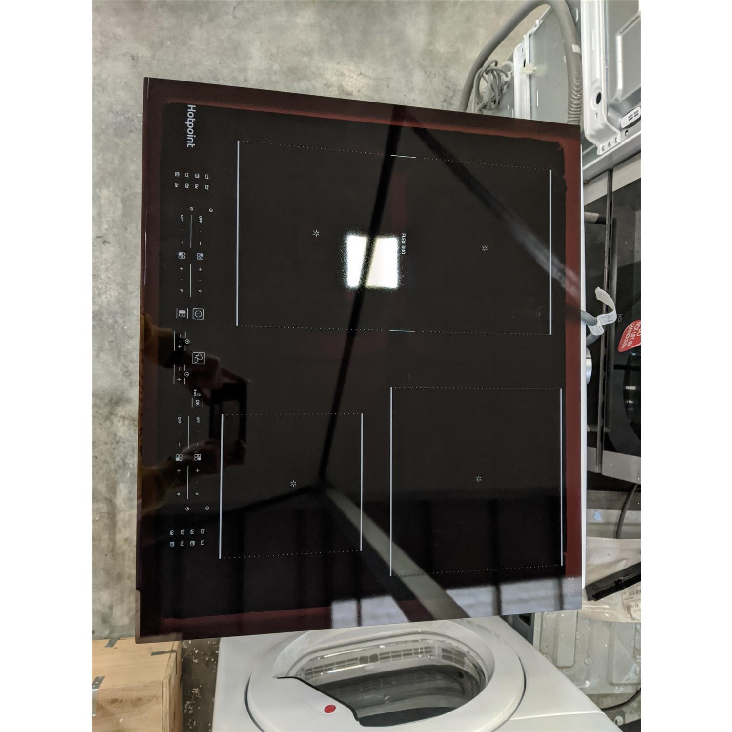 Refurbished Hotpoint TB7960CBF 60cm 4 Zone Induction Hob WIth Flexi ...