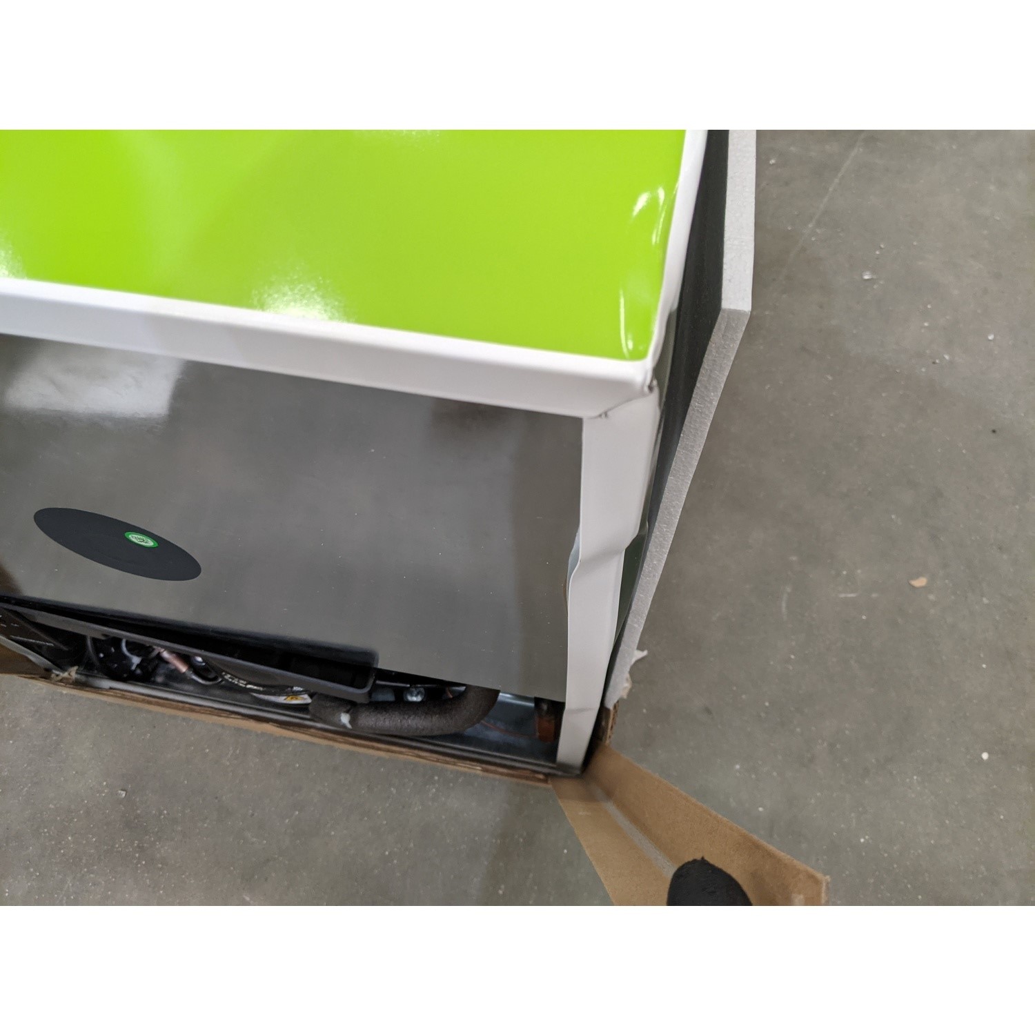 Refurbished Husky HU269 Mini Fridge Drinks Cooler Carlsberg 78095572/1 ...
