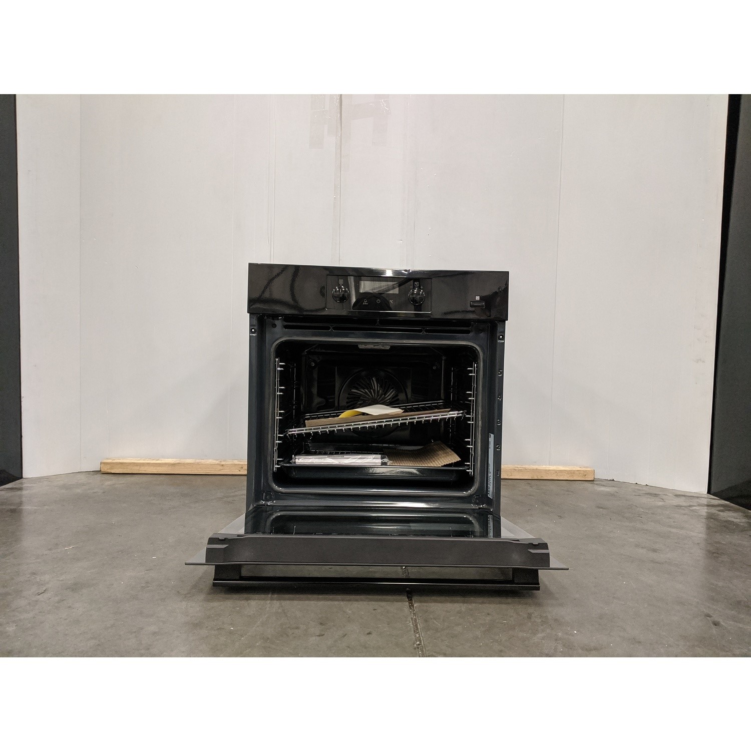 Refurbished AEG 6000 BEB355020B 60cm Single Built In Electric Oven ...