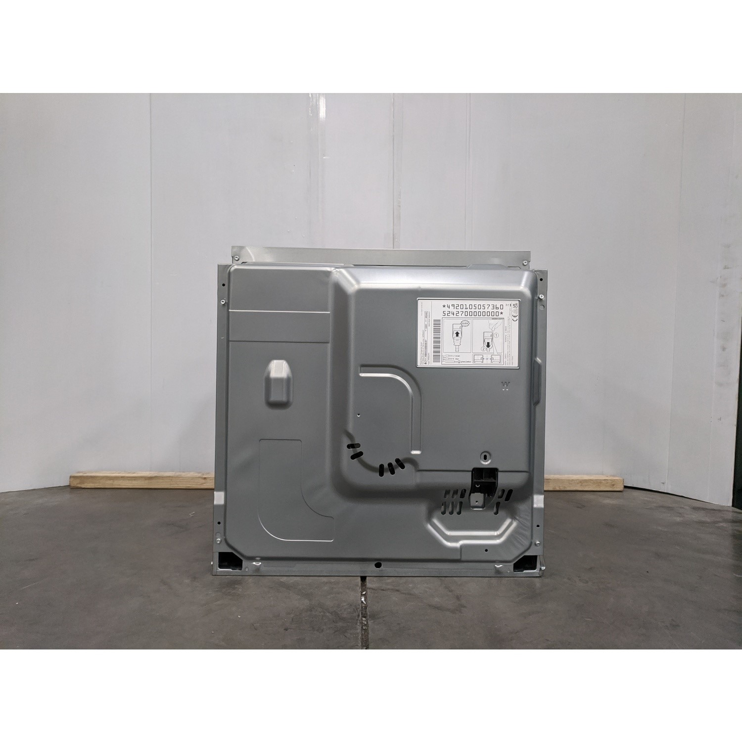 Refurbished Bosch Serie 4 HBS534BB0B Single Built In Electric Oven with ...