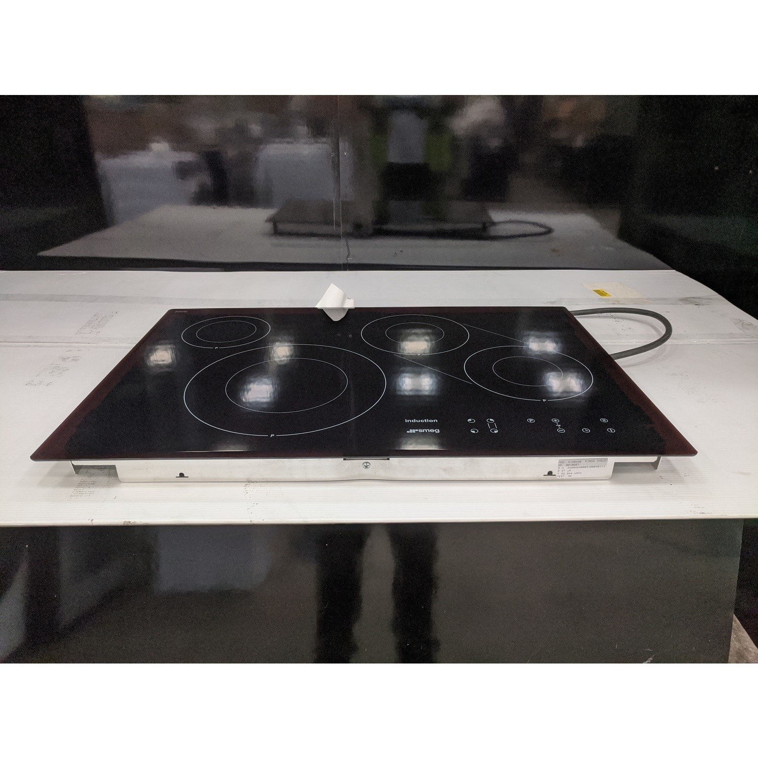 Refurbished Smeg SI3842B 77cm 4 Zone Induction Hob with Bevelled Edge ...