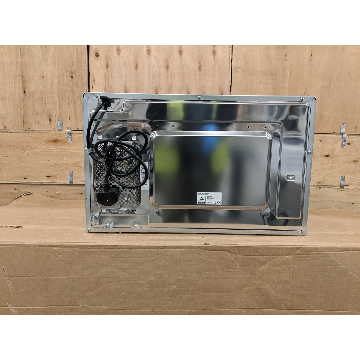 Refurbished Bosch Serie 4 BFL523MS0B Built In 20L 800W Microwave ...