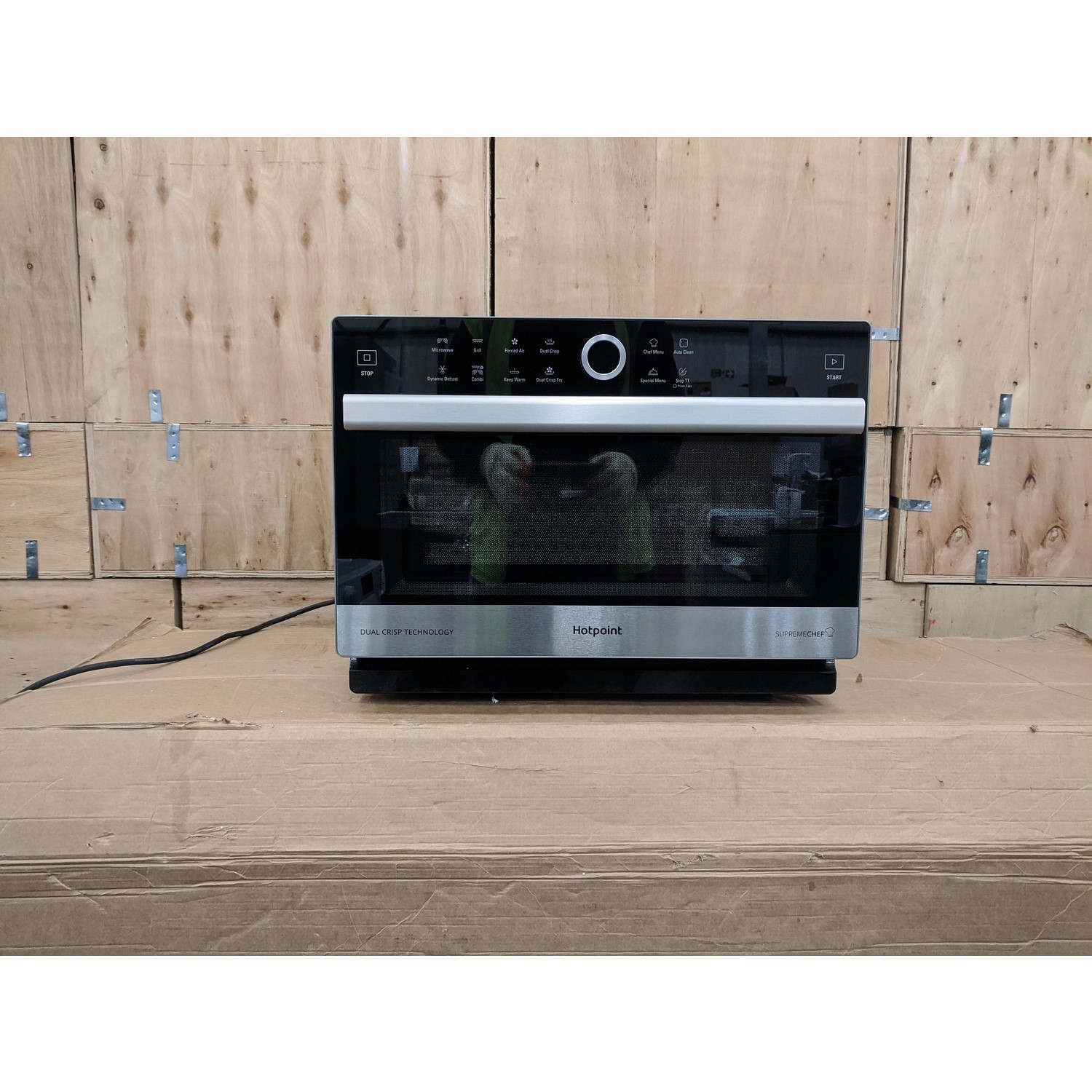 Refurbished Hotpoint Supreme Chef MWH338SX 33L 900W Combination ...