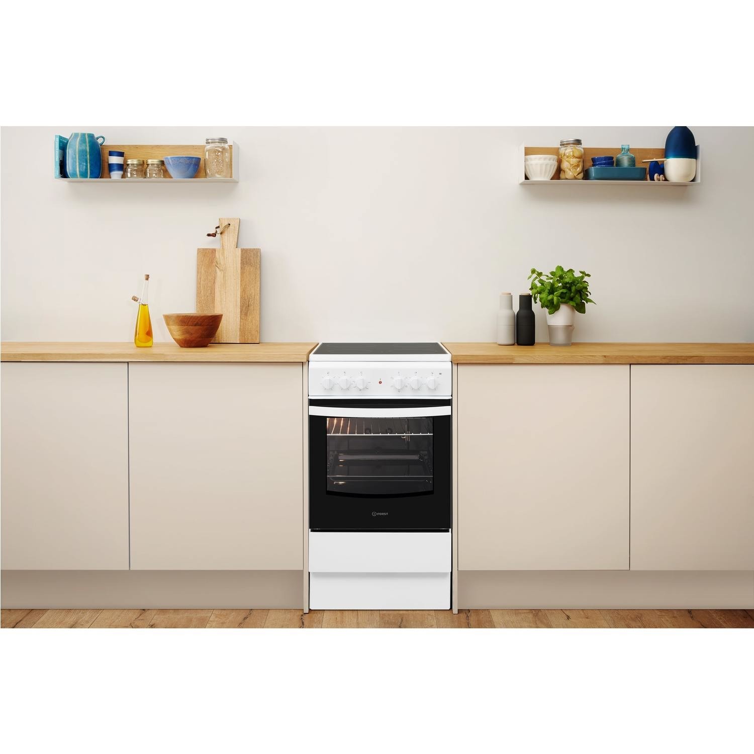 Indesit 50cm Electric Cooker - White IS5V4KHW | Appliances Direct