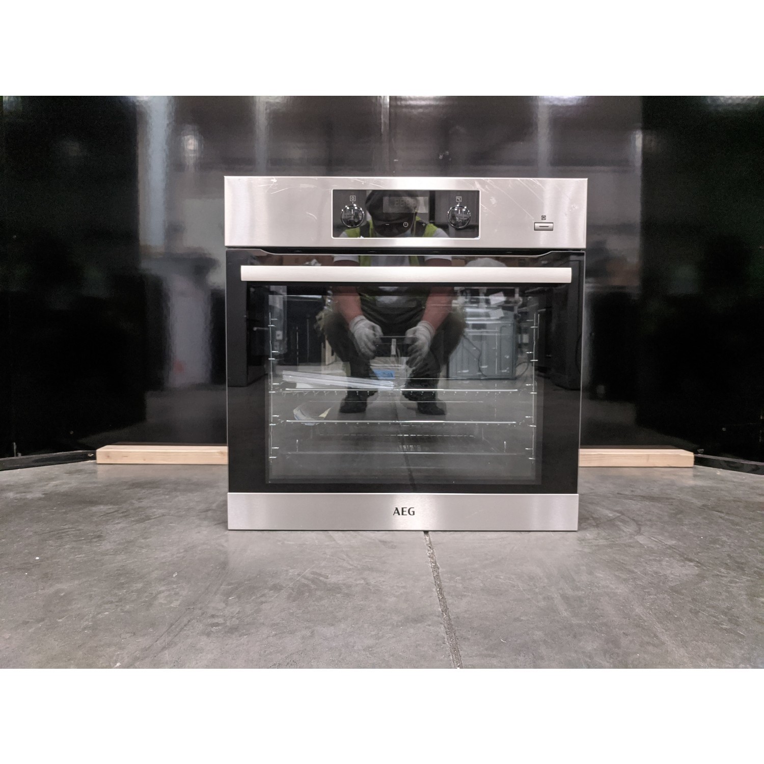 Refurbished AEG 6000 SteamBake BES355010M 60cm Single Built In Electric ...