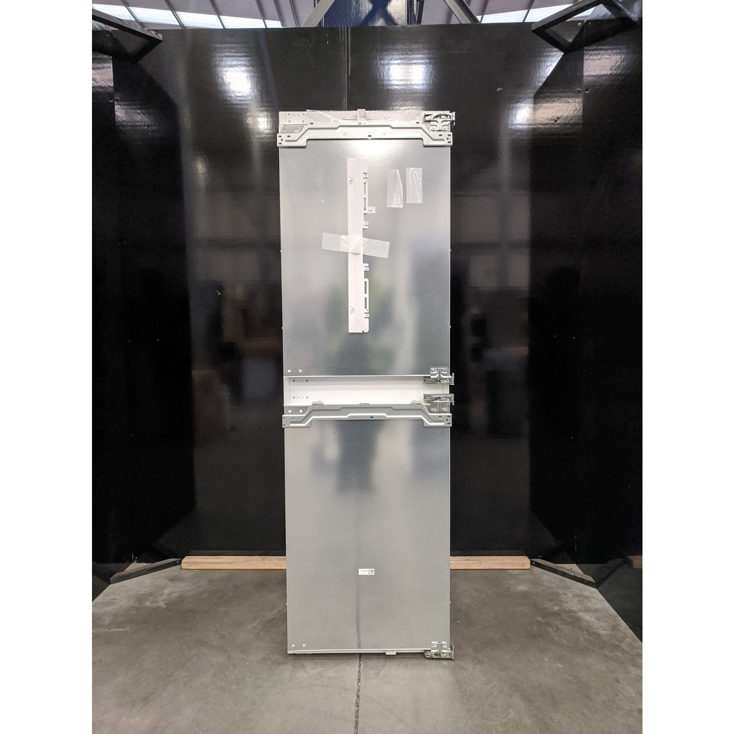 Refurbished Siemens iQ100 KI85NNFF0G Integrated 249 Litre 50/50 Fridge ...