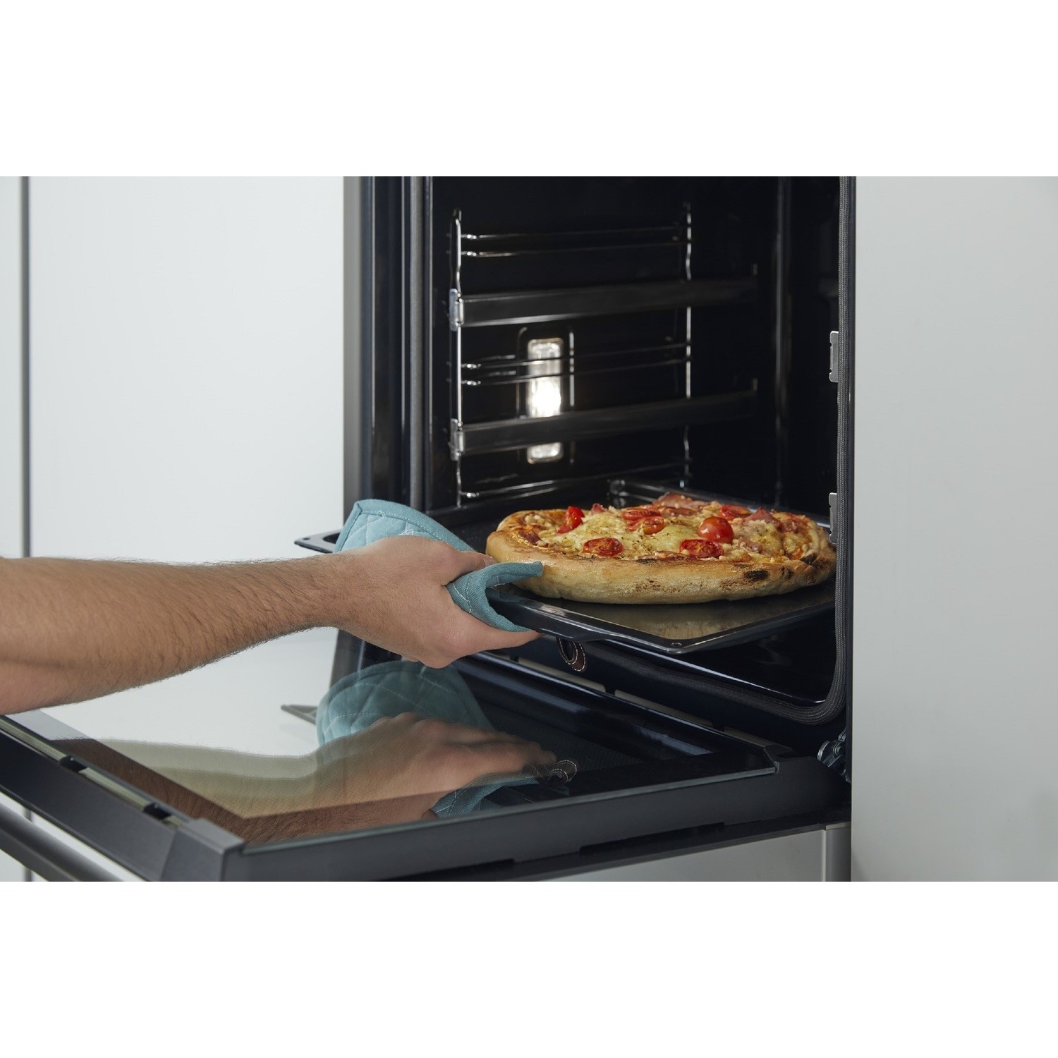 Hisense Electric Self Cleaning Single Oven - Black BI64211PB ...