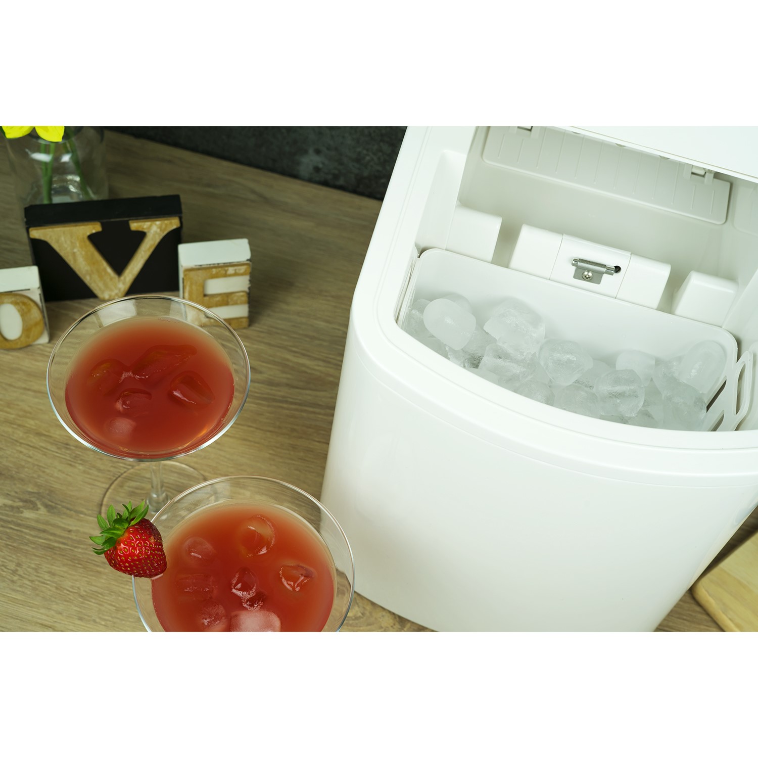 electriQ Countertop Ice Maker in White EIQICEMWH | Appliances Direct