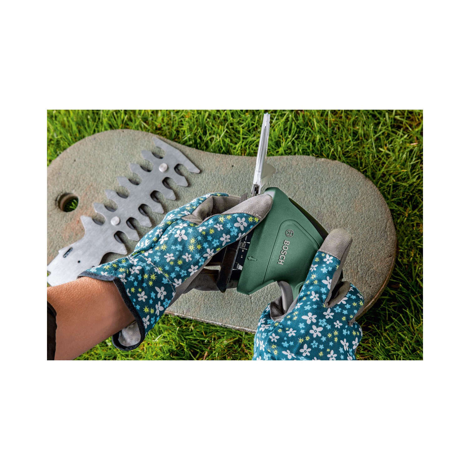 Bosch EasyShear 3.6v Cordless Shrub Shears | Appliances Direct