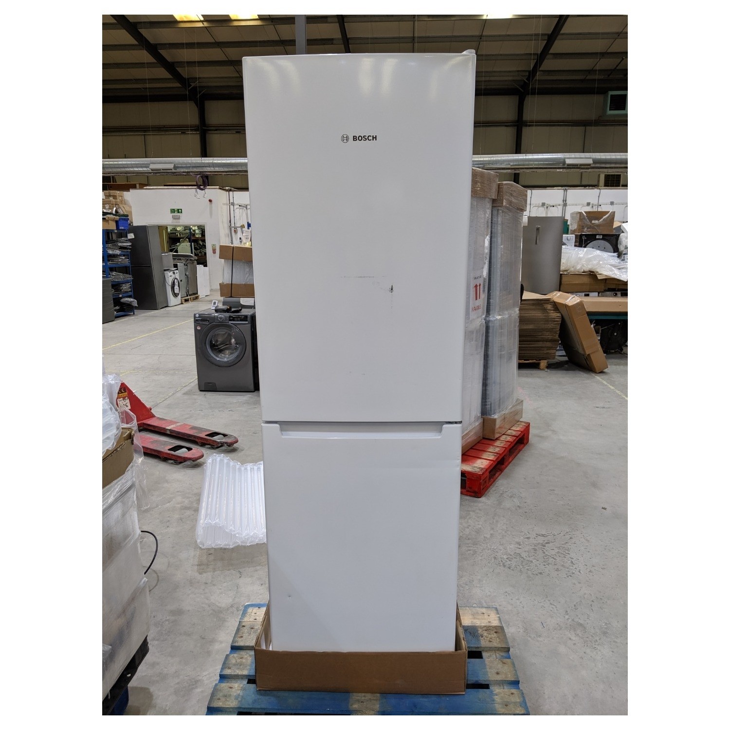 Refurbished Bosch Serie 2 KGN34NWEAG Freestanding 297 Litre 50/50 Frost ...