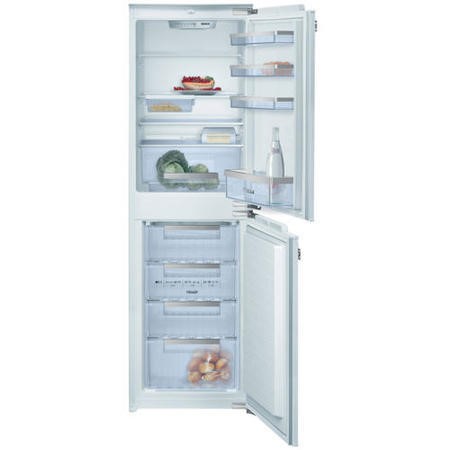 BOSCH KIV32A50GB Satic 50-50 Integrated Fridge Freezer | Appliances Direct